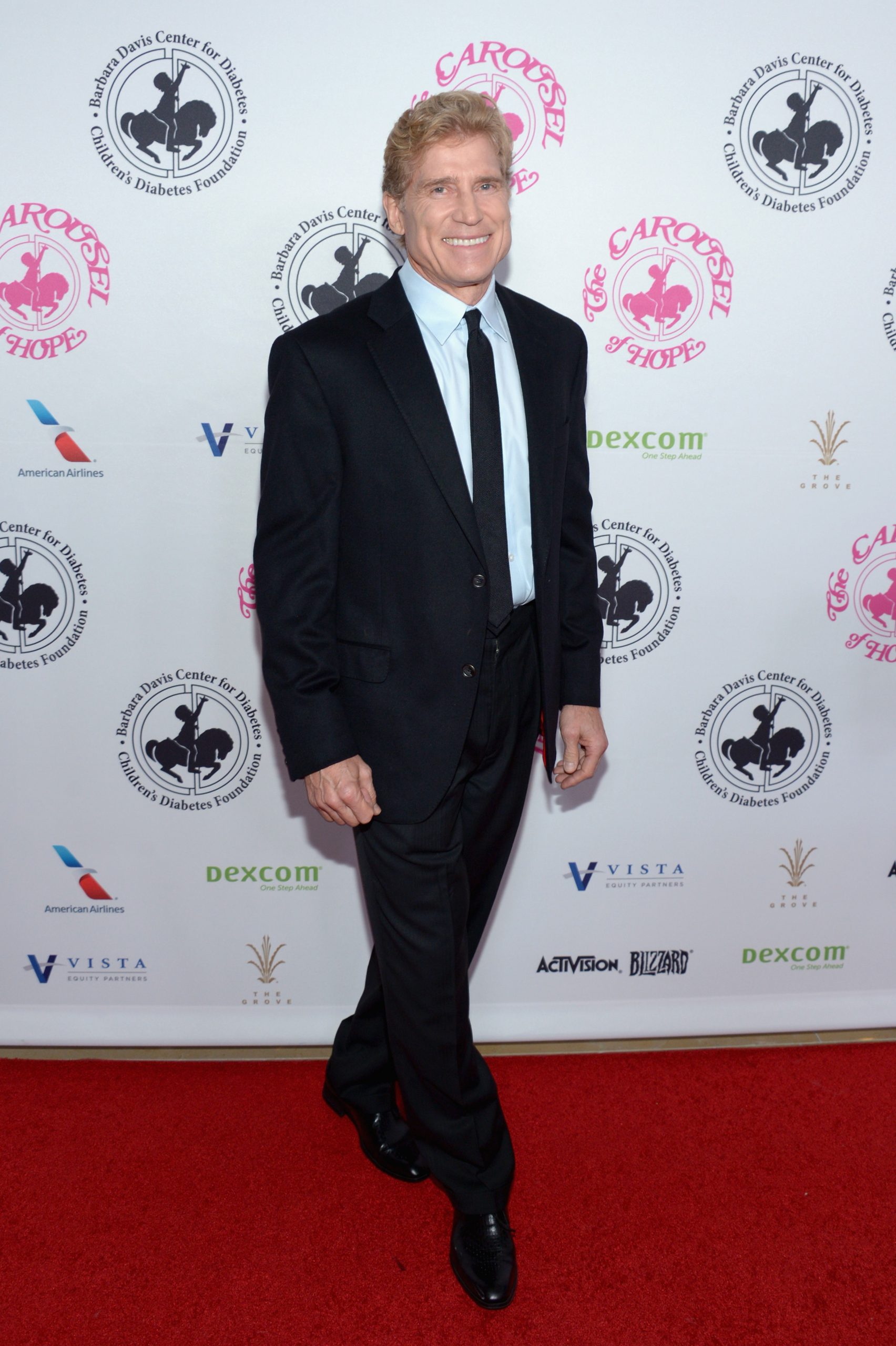 Robert Huizenga - The Hollywood Gossip