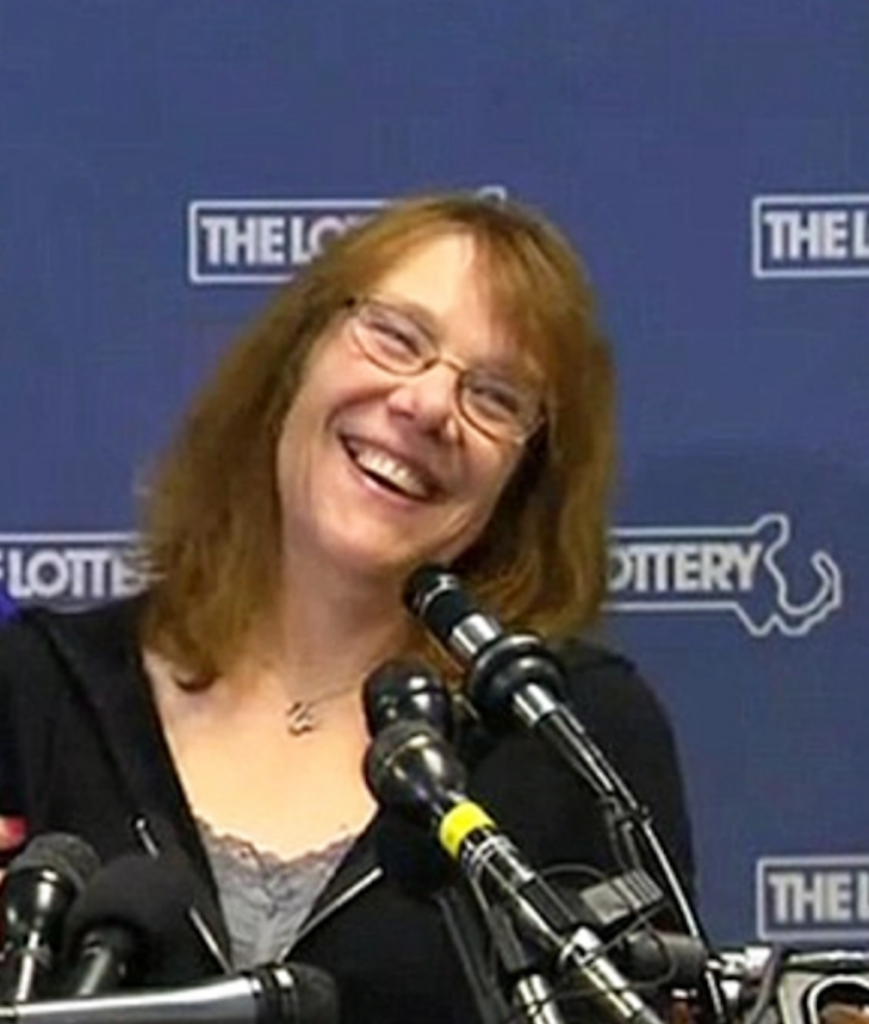 Mavis Wanczyk Wins Record Powerball Prize, Immediately Quits Job - The ...