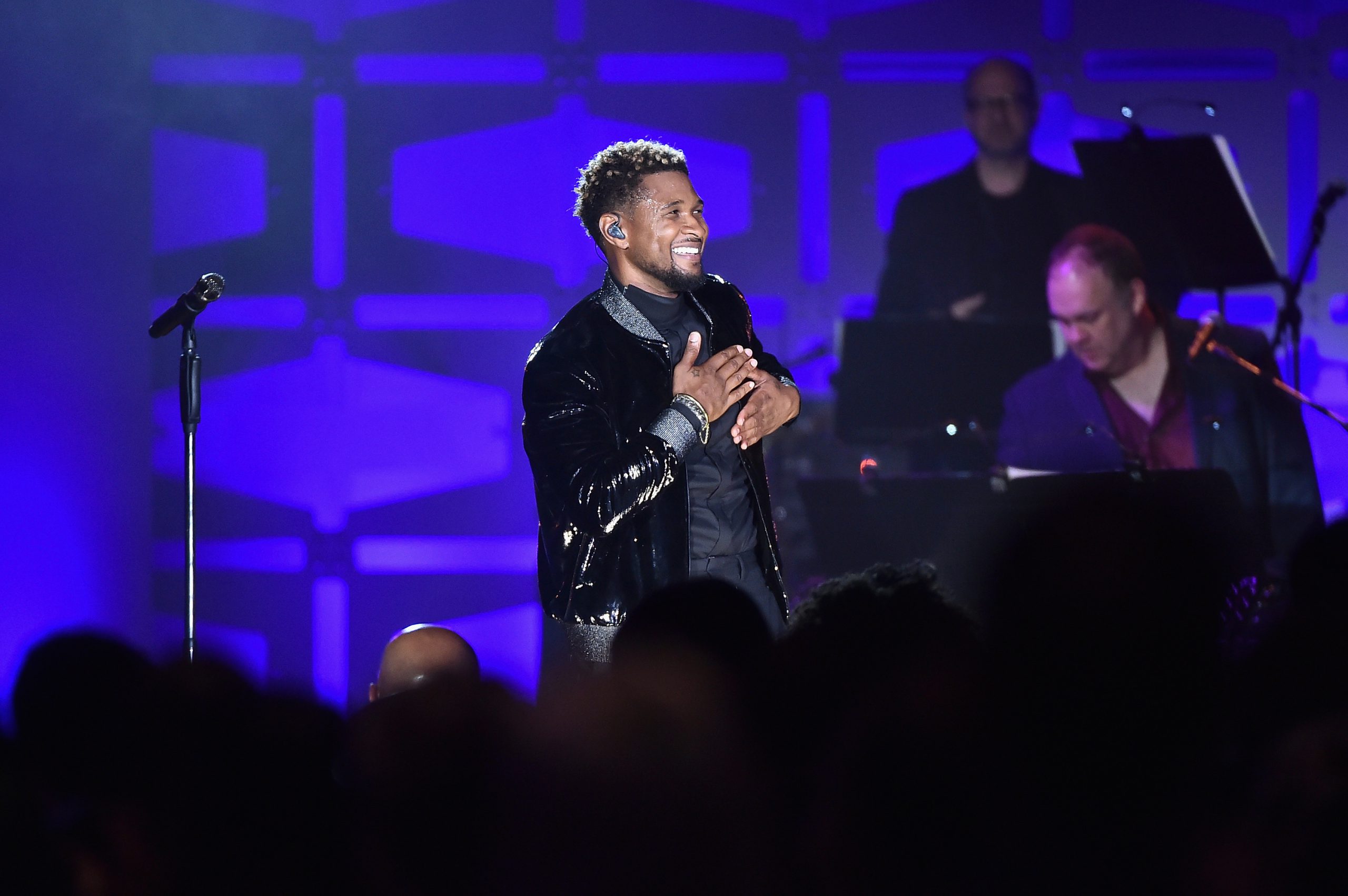 ush - The Hollywood Gossip