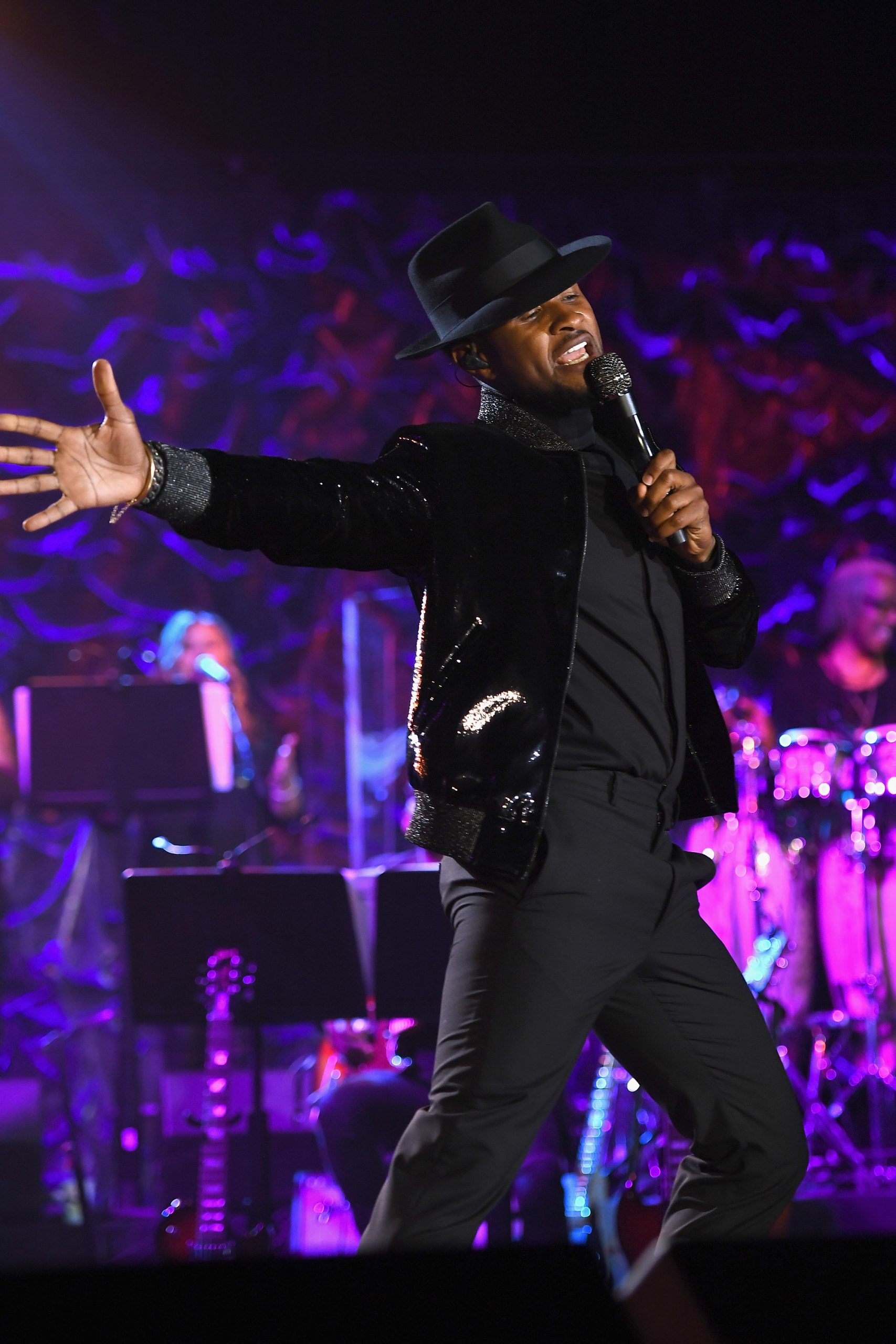 Usher in a Hat - The Hollywood Gossip