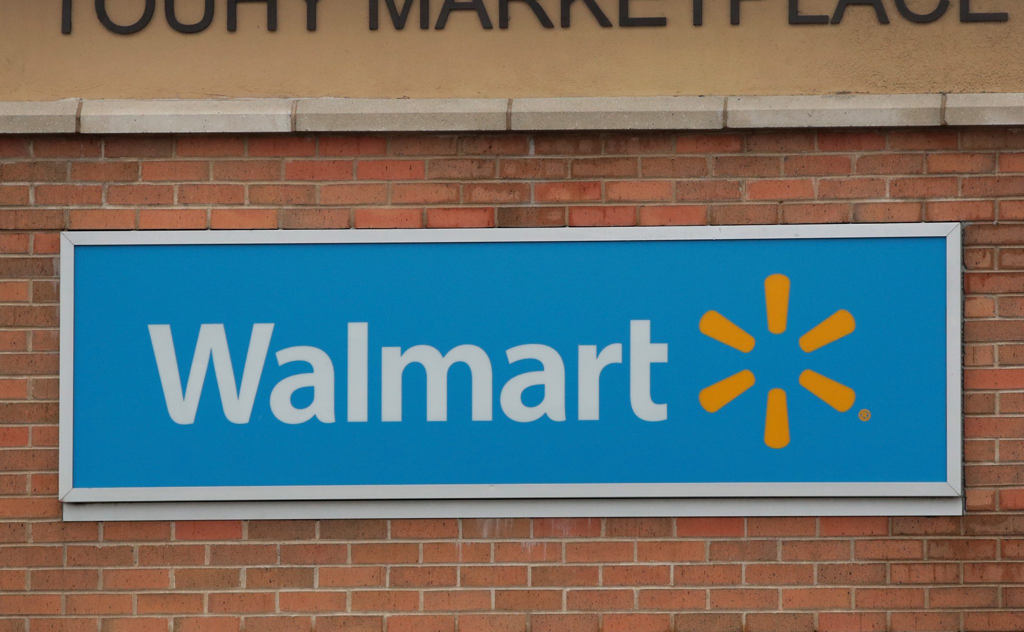 Walmart Sign - The Hollywood Gossip