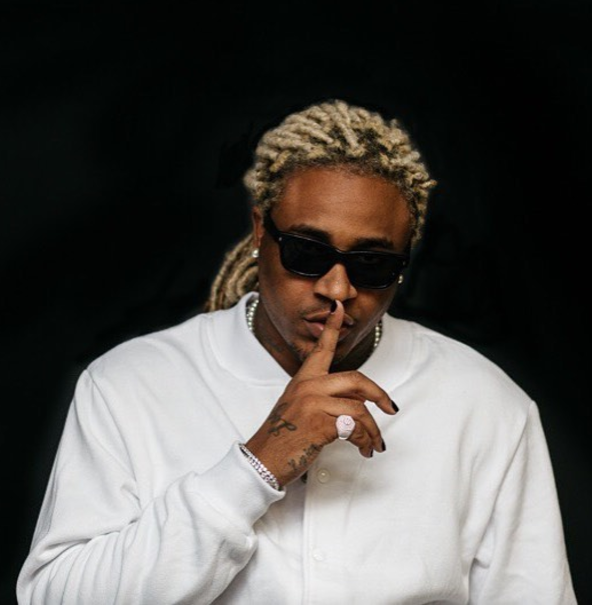 A1 Bentley - The Hollywood Gossip