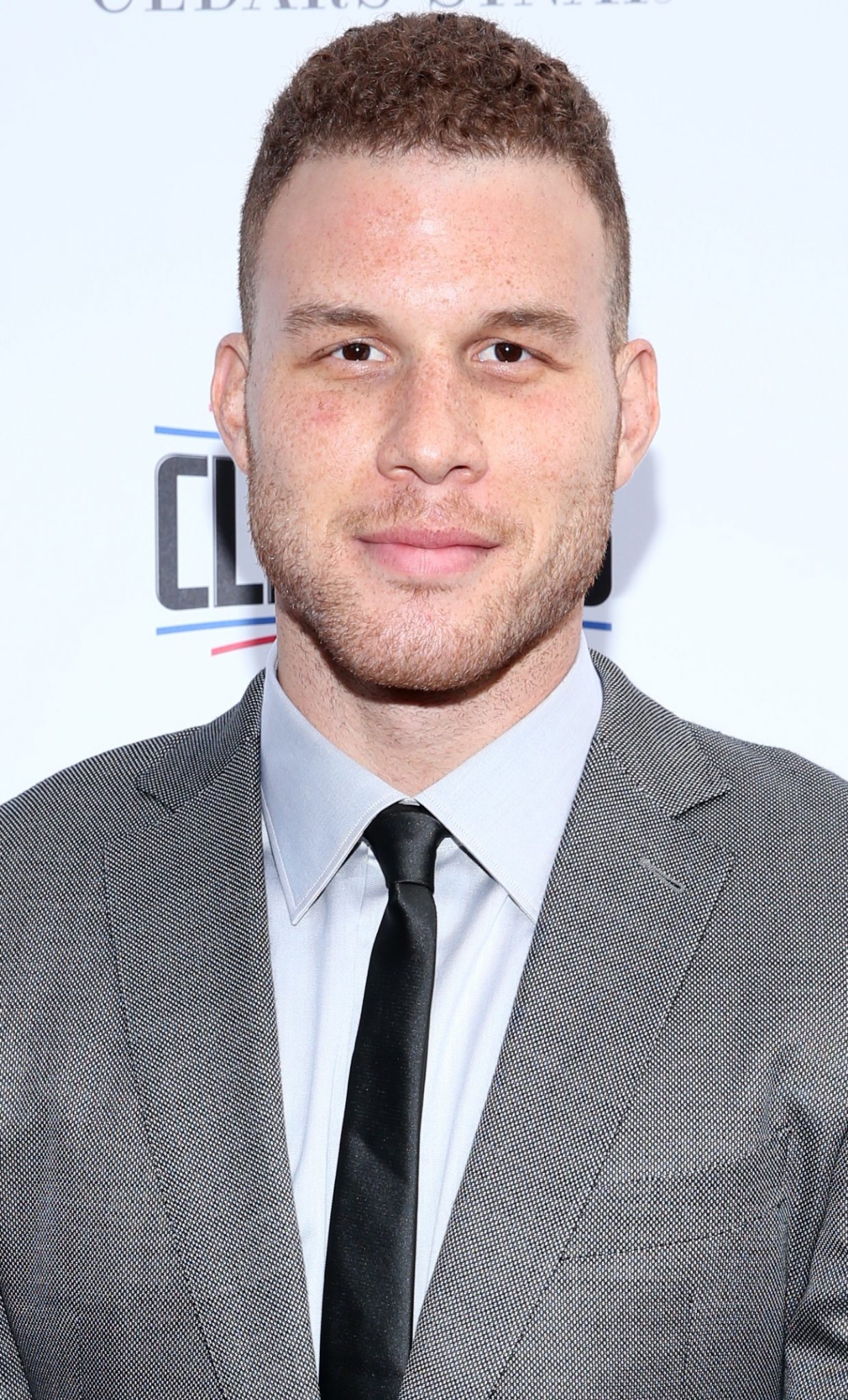 Blake Griffin Rocks a Suit - The Hollywood Gossip