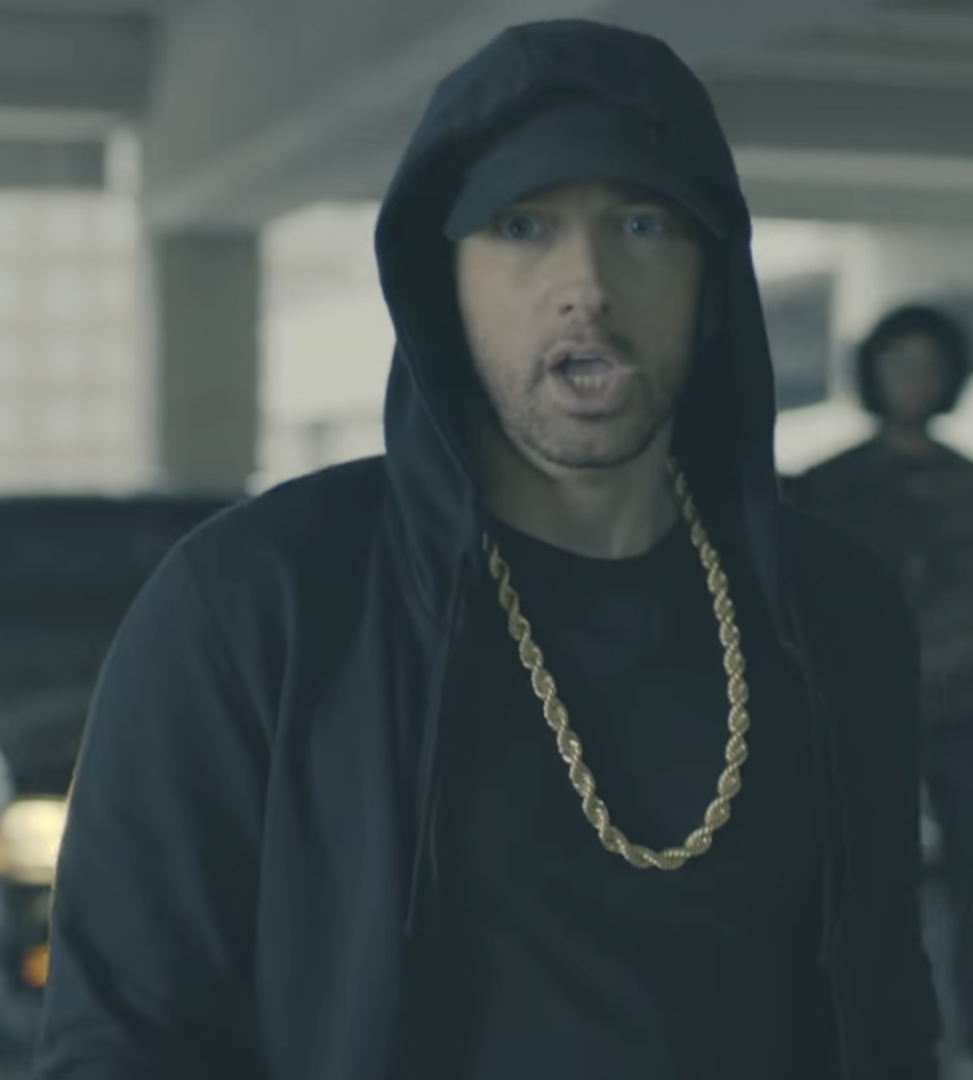 Eminem Raps - The Hollywood Gossip