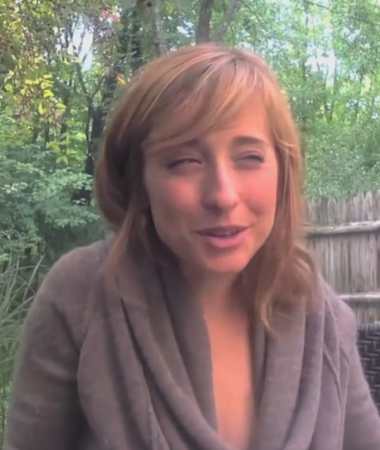 Allison Mack Squints in Sunlight - The Hollywood Gossip