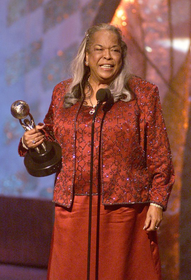 Della Reese Dies; Touched By an Angel Star Was 86