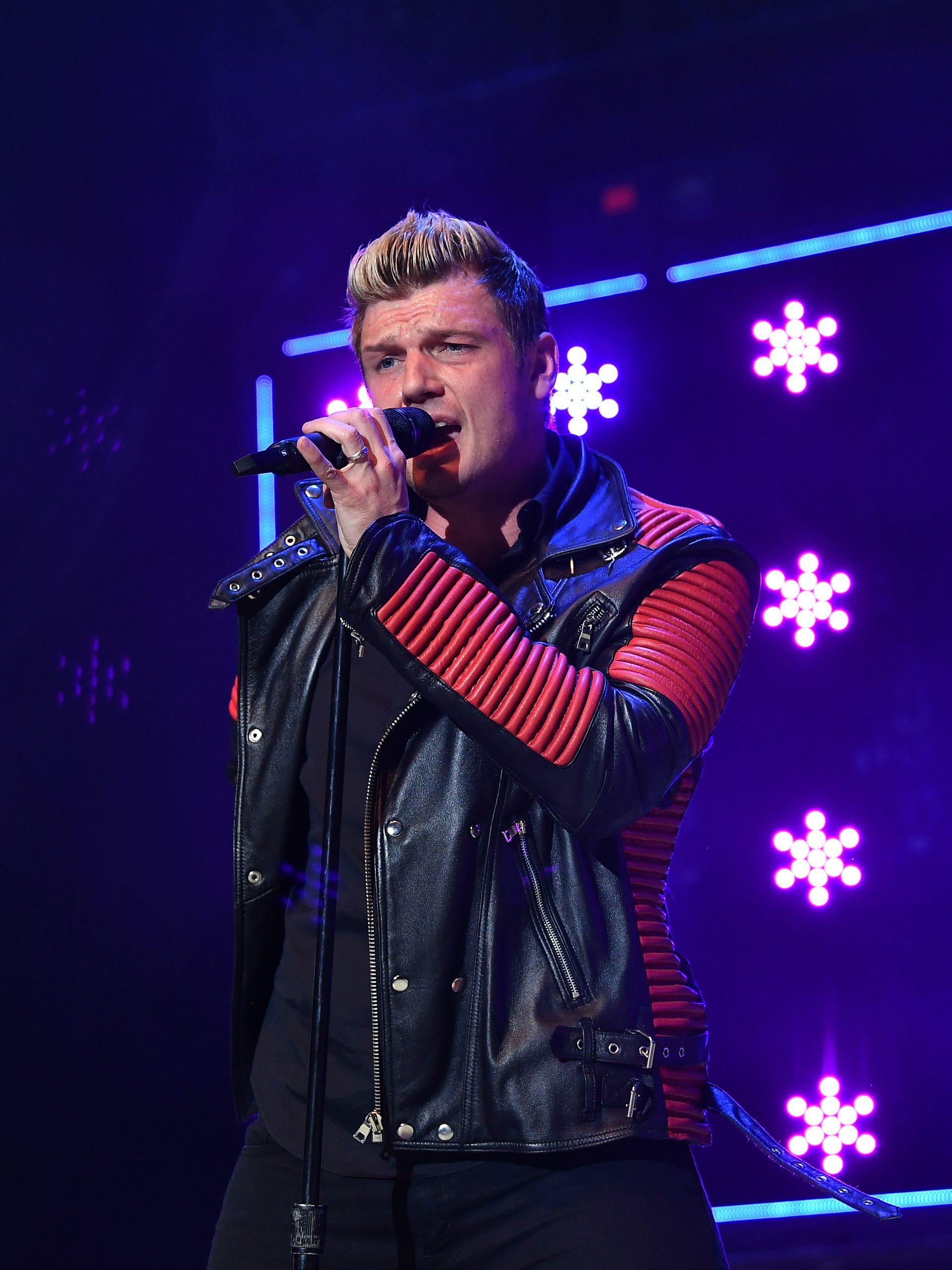 Nick Carter Snapshot - The Hollywood Gossip