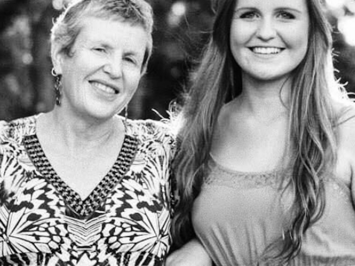 Isabel Rock, Mom - The Hollywood Gossip