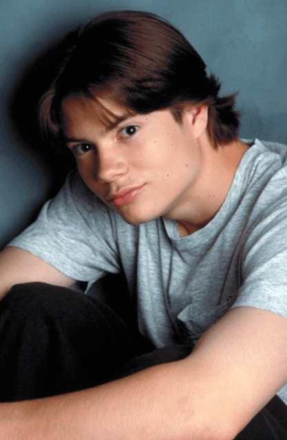 Jon Paul Steuer, Former Star Trek Actor, Dies at 33 - The Hollywood Gossip