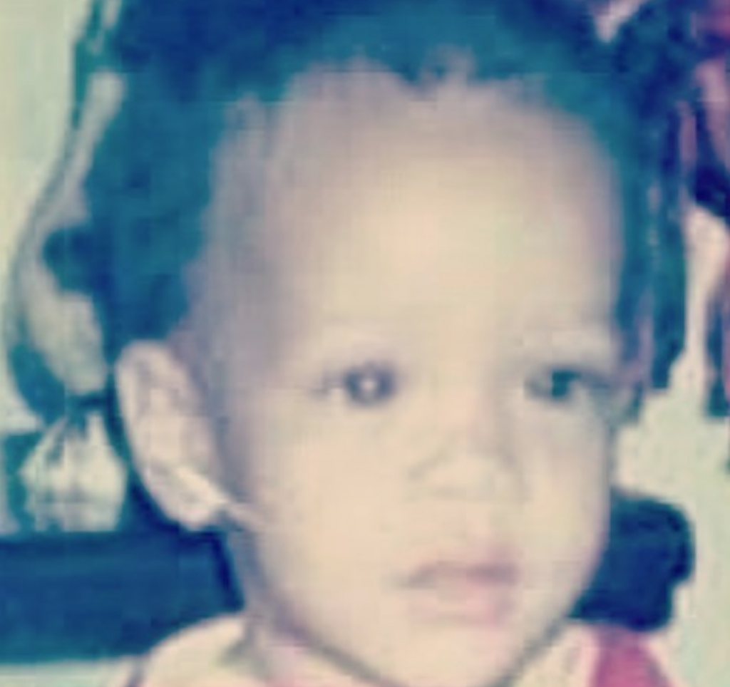 Rihanna Baby Pic - The Hollywood Gossip