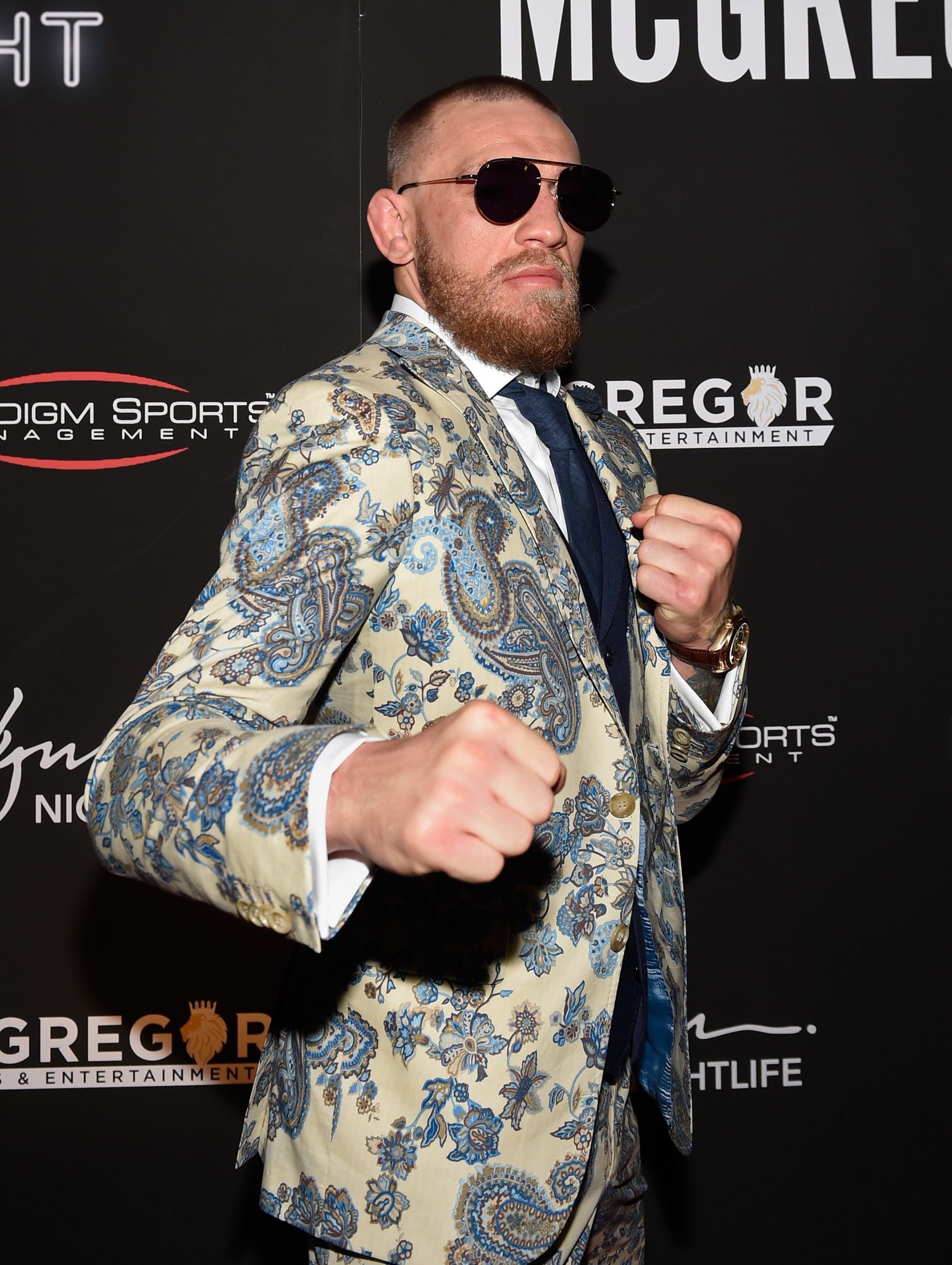 Conor McGregor, Fighting Pose - The Hollywood Gossip