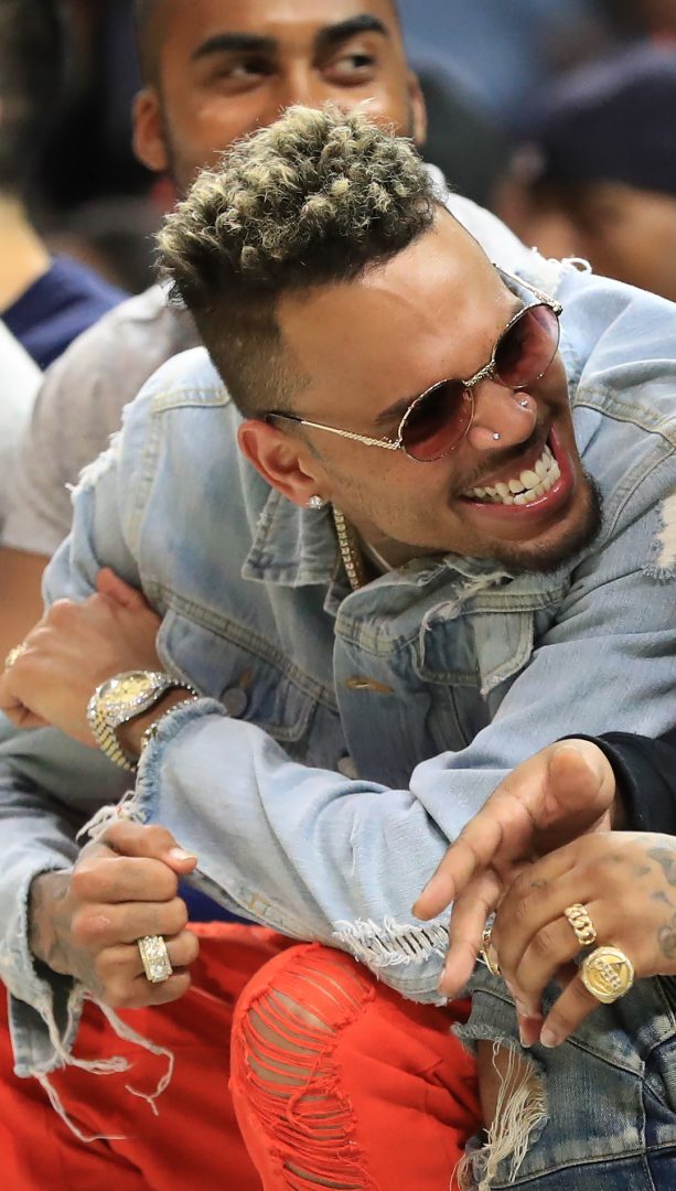 Sitting Courtside - The Hollywood Gossip