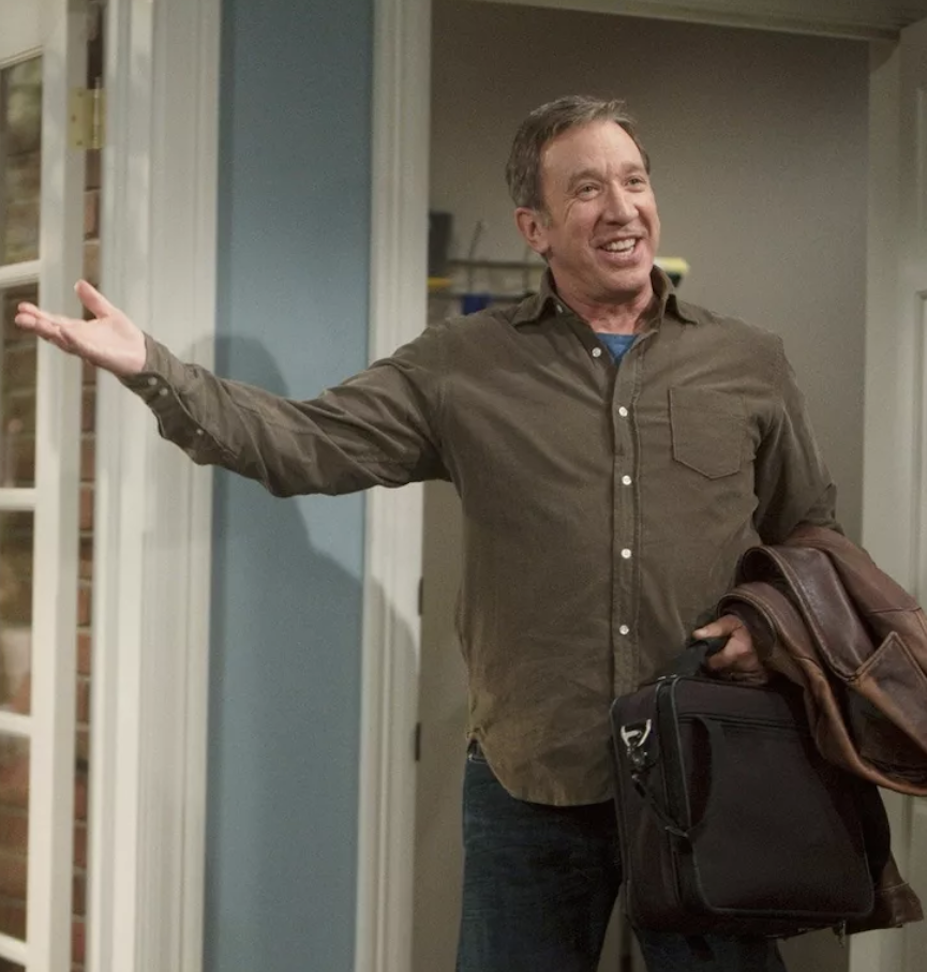 standing man - The Hollywood Gossip