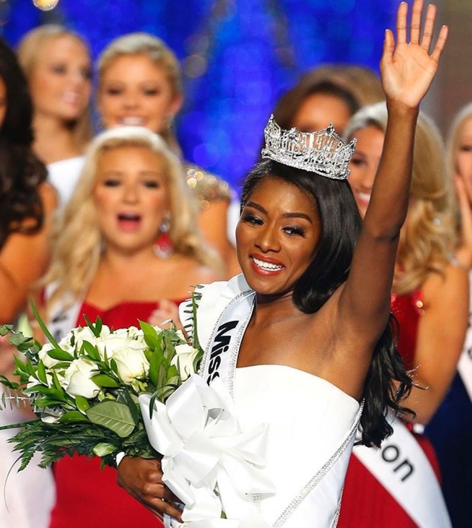 nia - The Hollywood Gossip