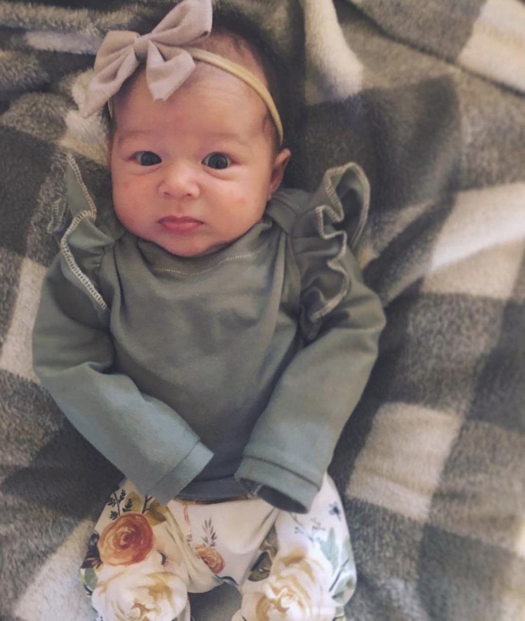 Chelsea Houska Shows Off Two-Month Old Baby Layne! - The Hollywood Gossip