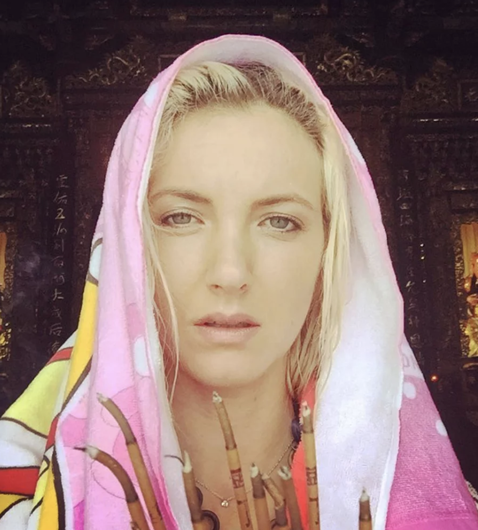 Anca - The Hollywood Gossip