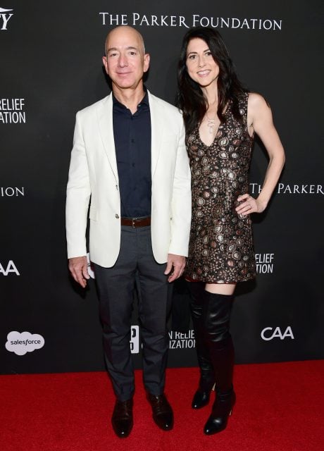 Jeff Bezos: Amazon CEO Announces Split From Wife of 25 Years in Twitter ...