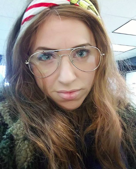 Caroline Bedol Poses - The Hollywood Gossip