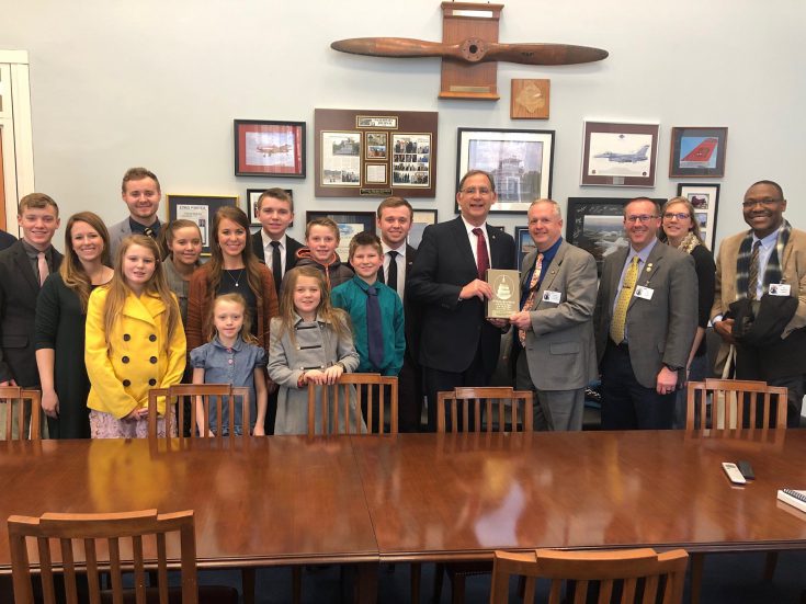 Jim Bob Duggar: Forcing ALL His Sons to Work for Him? - The Hollywood ...