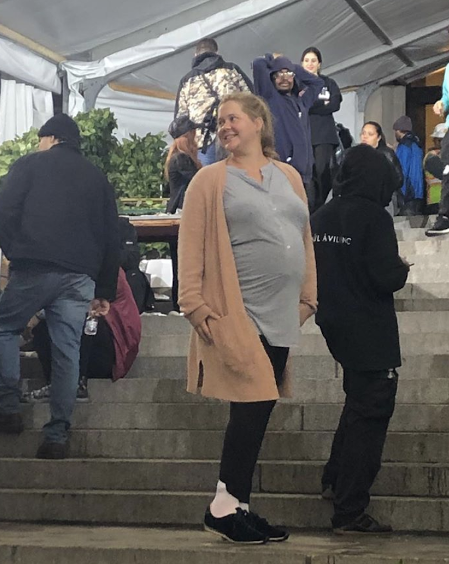 Amazing Amy - The Hollywood Gossip