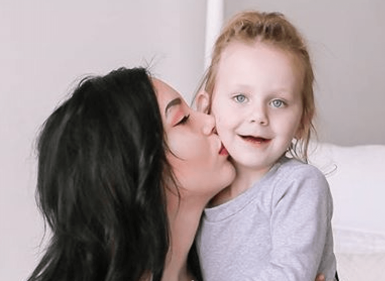 Deavan Clegg: 90 Day Fiance The Other Way Star BLASTS Child-Shamers ...