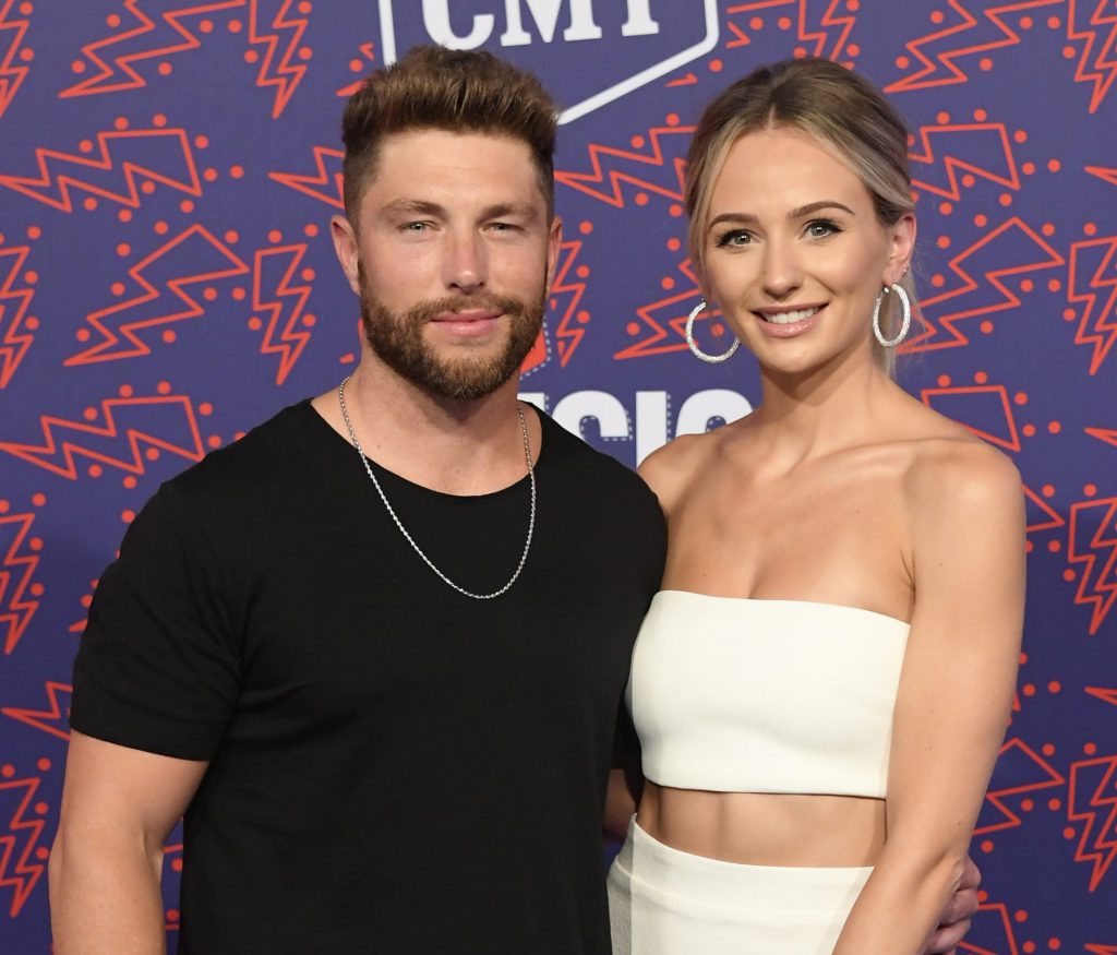 Lauren Bushnell and lane - The Hollywood Gossip