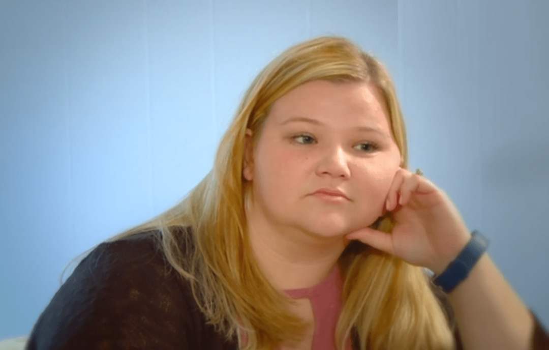 90 Day Fiance Happily Ever After Sneak Peek: Does Azan Even WANT to See ...