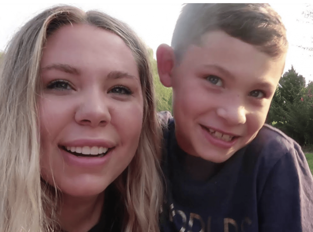 Kail And Kid - The Hollywood Gossip