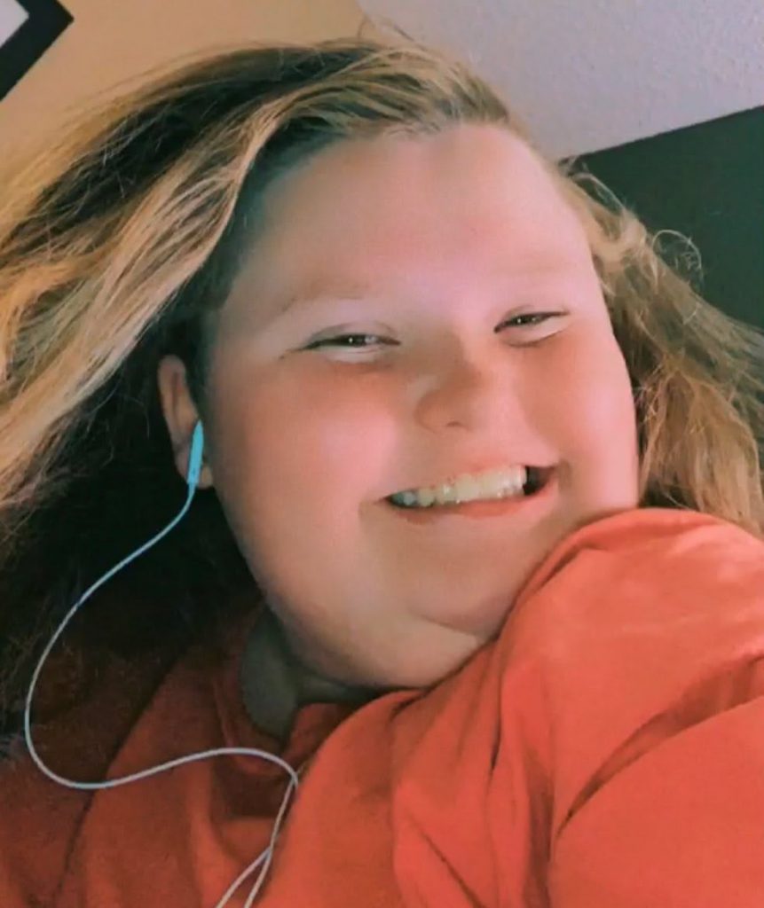 Alana Thompson Smiles in a Selfie - The Hollywood Gossip