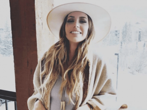 Kylie Rae Harris Dies in Car Crash; Country Singer Was 30 - The ...