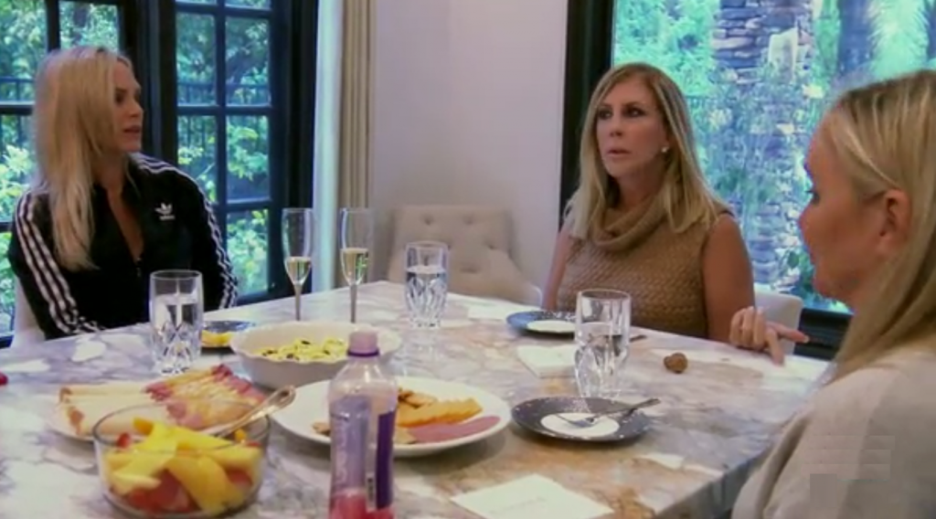 Kelly Dodd: Vicki Gunvalson is a Freaking Psycho Pig Bish C-t!! - The ...