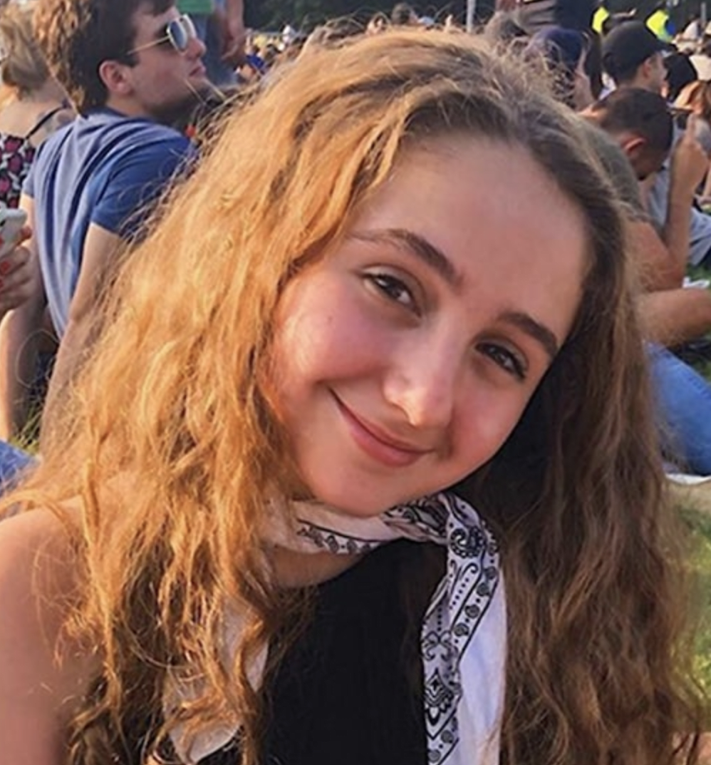 Laurel Griggs, Beloved Broadway Star, Dies at 13 - The Hollywood Gossip