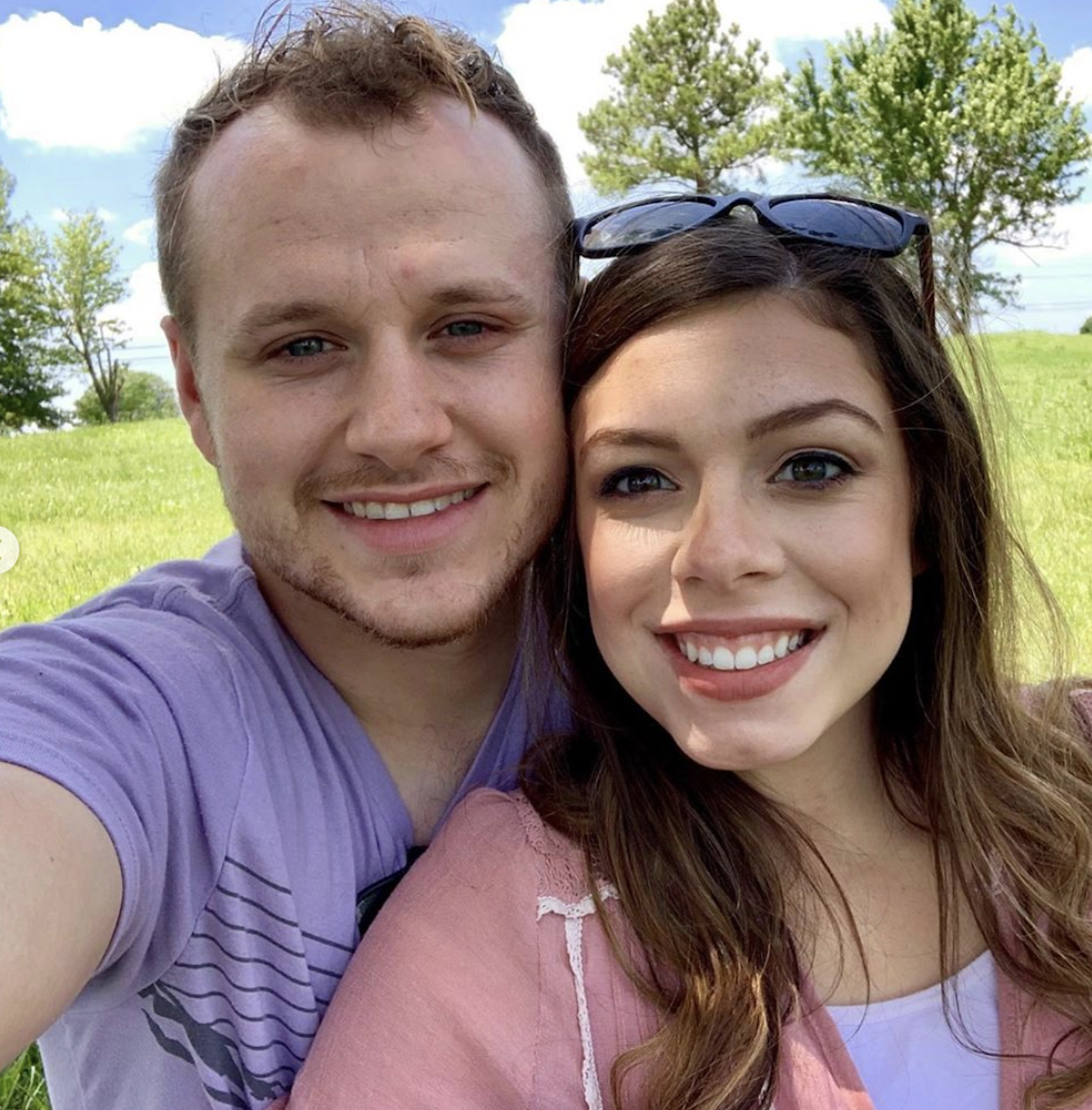 Josiah Duggar and His Wife - The Hollywood Gossip