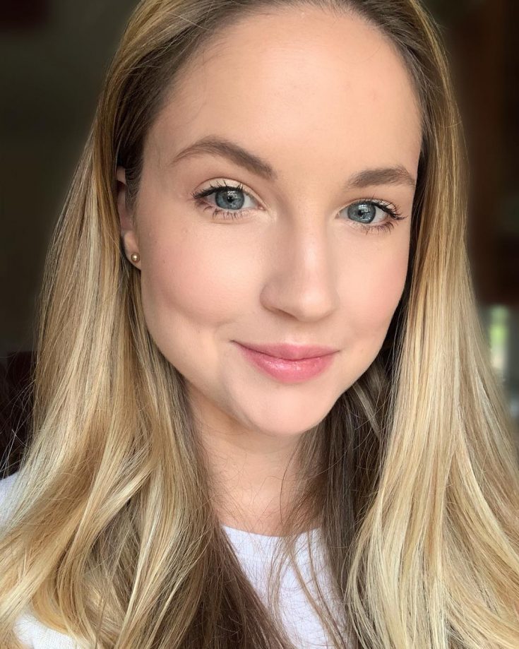 Rebecca Wash Photo - The Hollywood Gossip