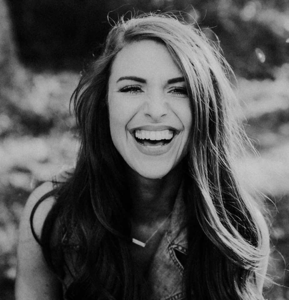 Audrey Roloff Laughs - The Hollywood Gossip