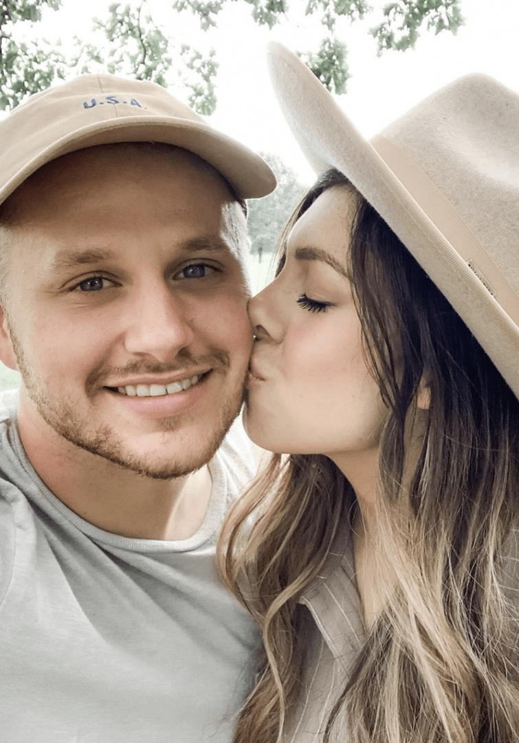 Lauren Swanson: Is This PROOF That Josiah Duggar's Wife Is Pregnant ...