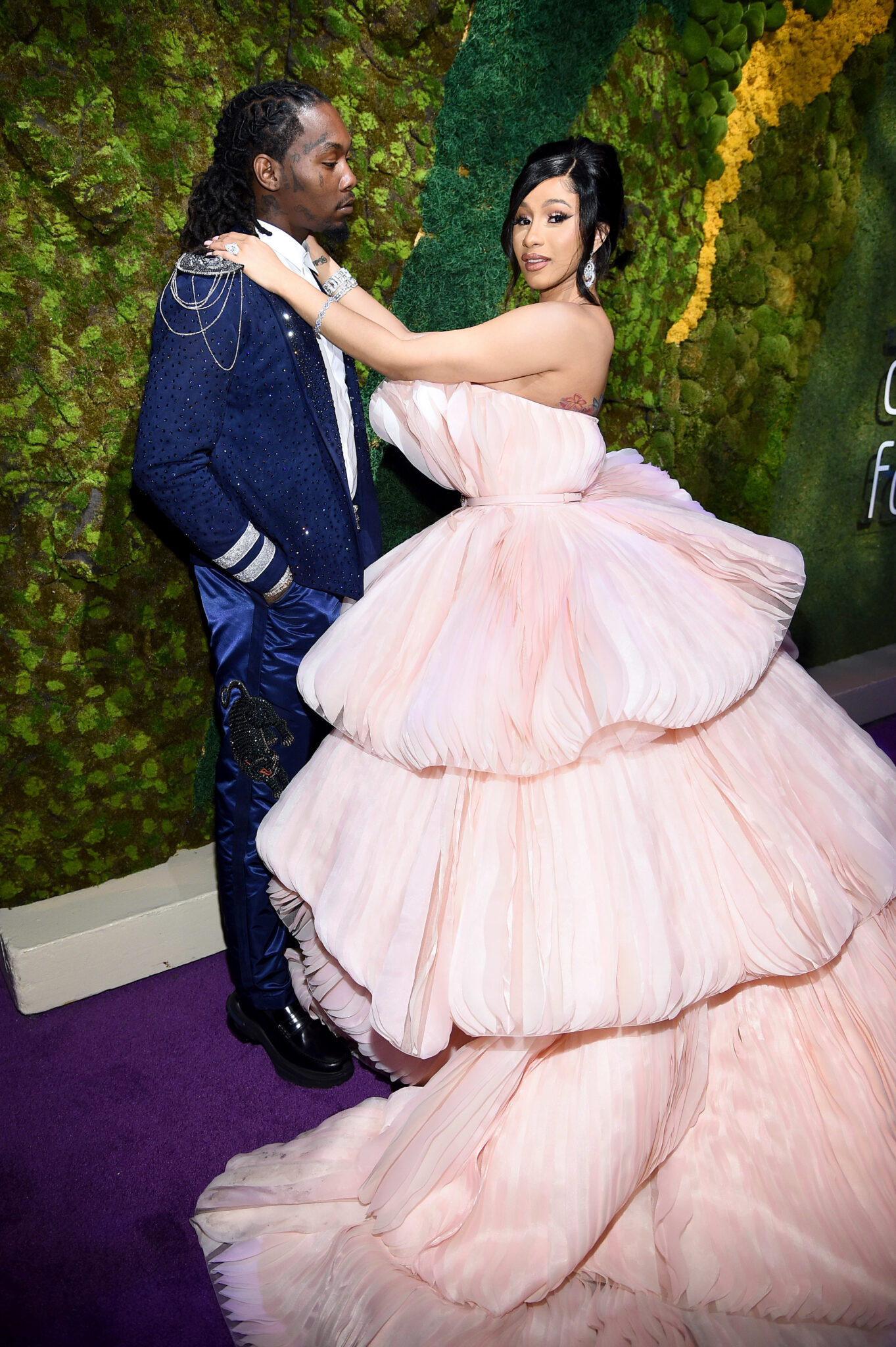 Cardi B and Offset: Back Together After Birthday Party Makeout?