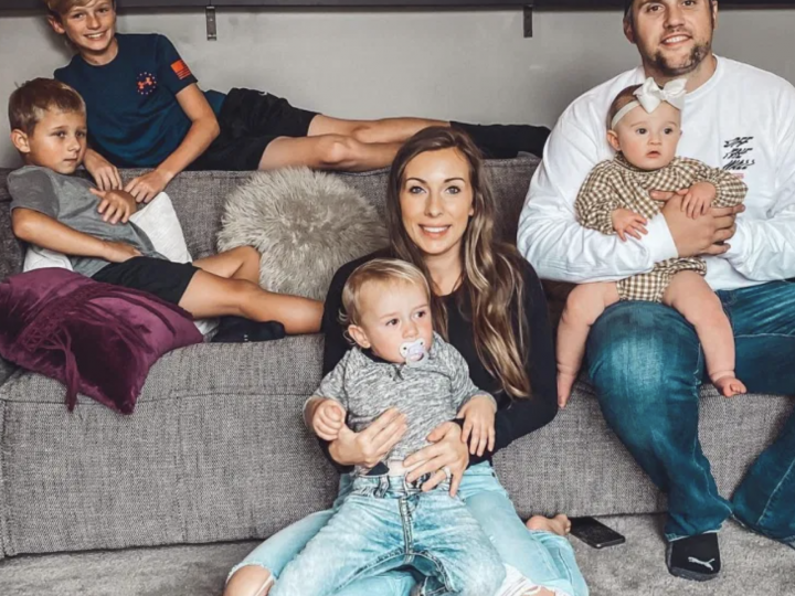 Ryan Edwards With His Family - The Hollywood Gossip