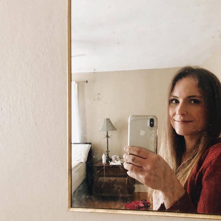 Emily Mitchell - The Hollywood Gossip