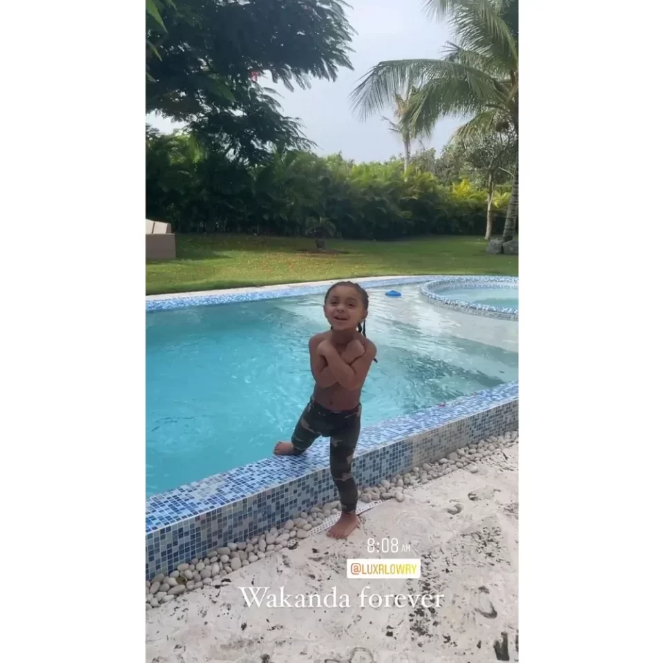 Kailyn Lowry, Leah Messer Send Pulses Racing on Tropical Vacation ...