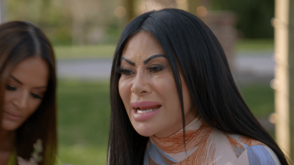 Jen Shah House Raid Turned Up Hoard of Counterfeit Jewelry, Fake ...