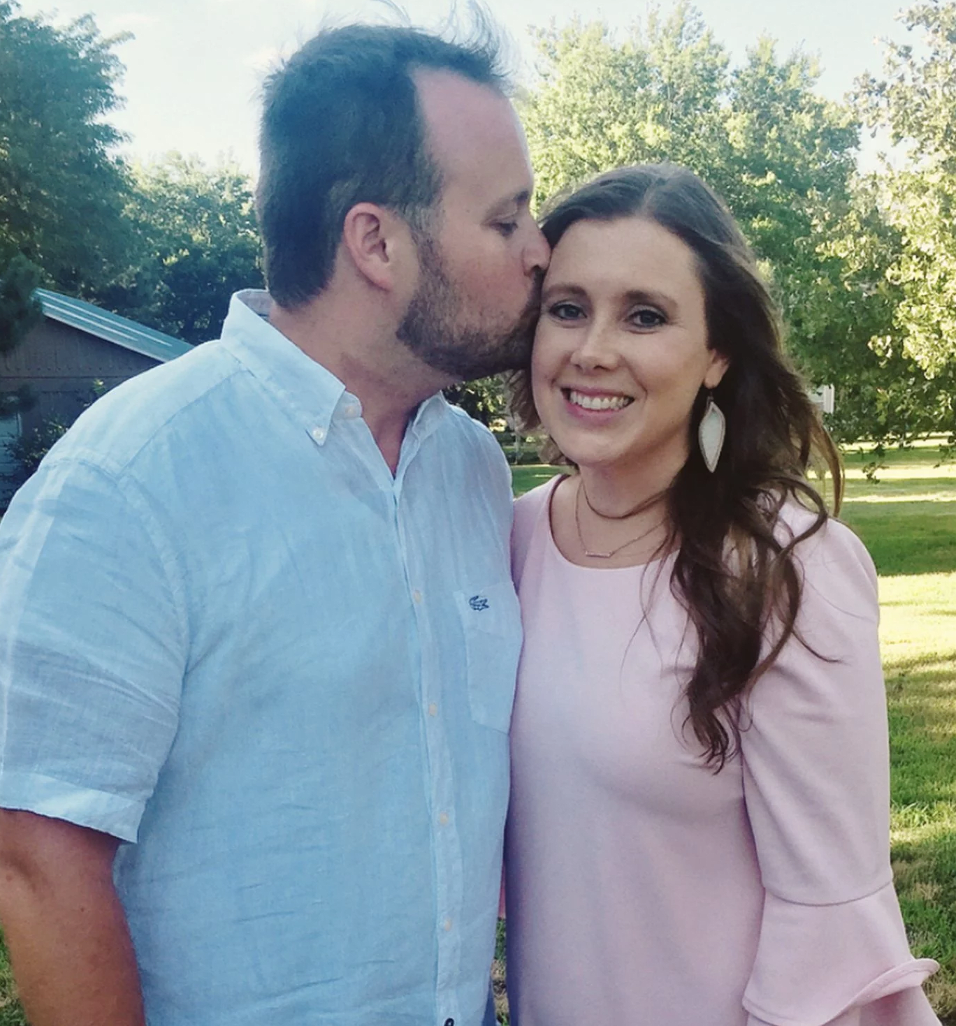 Duggar Bodyguard: That Family is Hella Weird! Anna is Not Naive or Meek ...