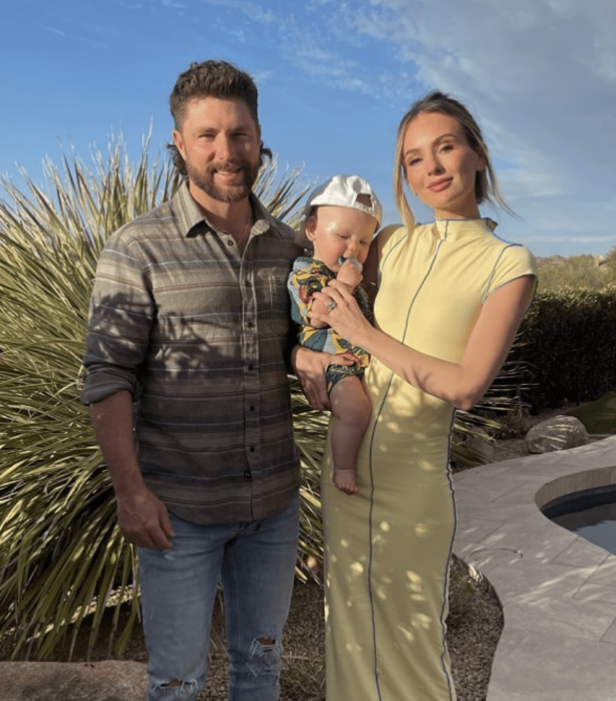 Lauren Bushnell, Bachelor Nation Alum, Flips Out Over "Cruel" Mask ...