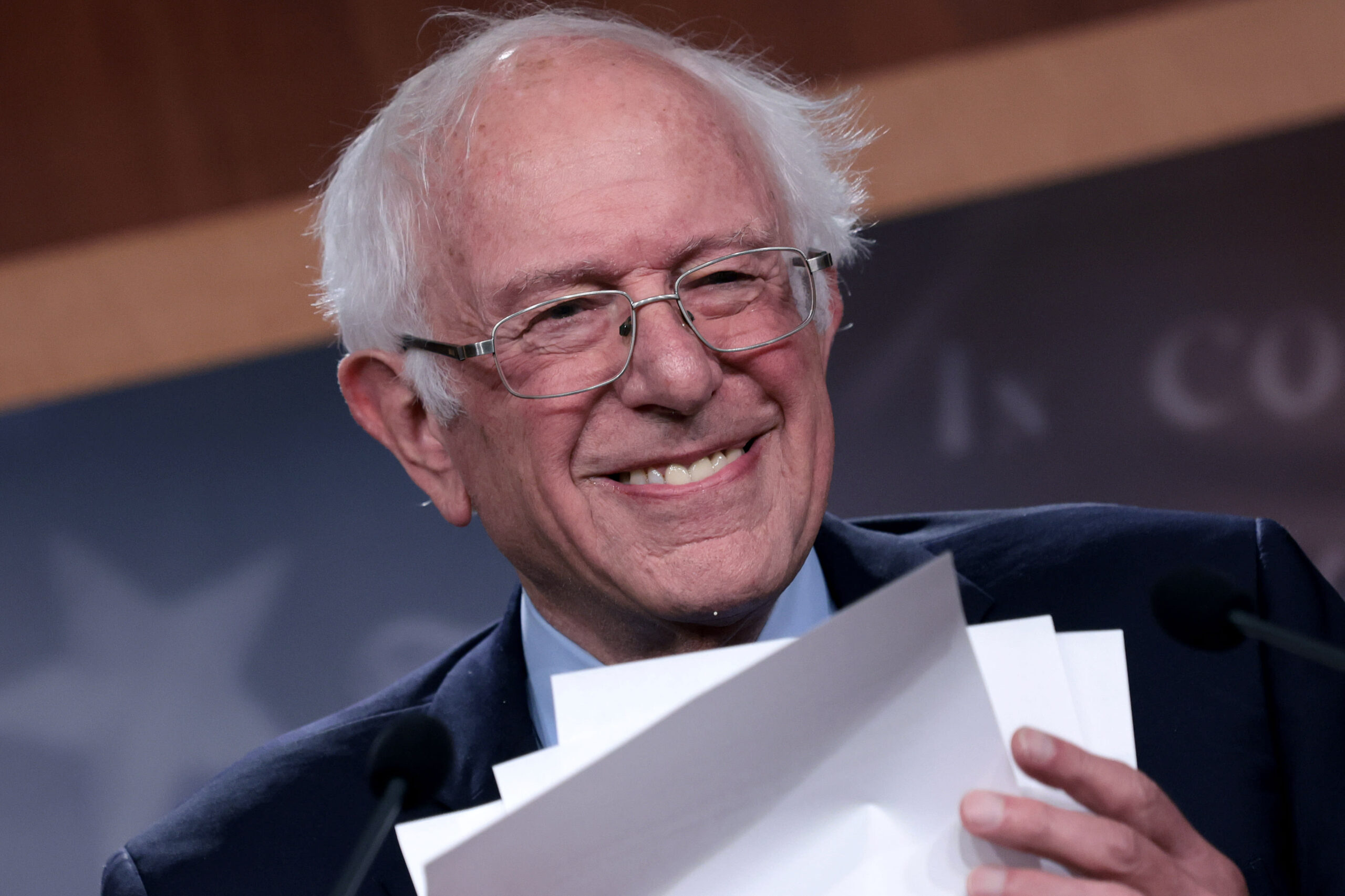Bernie Sanders: I'm Not Too Old to Run For President! 80 Is the New 70 ...