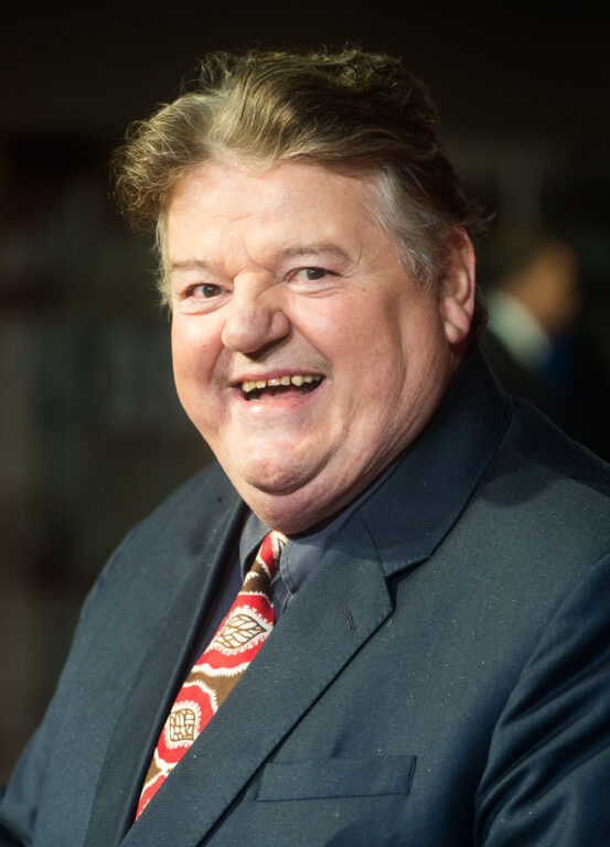 Robbie Coltrane Mourned, Remembered by Harry Potter Cast as "Incredible ...