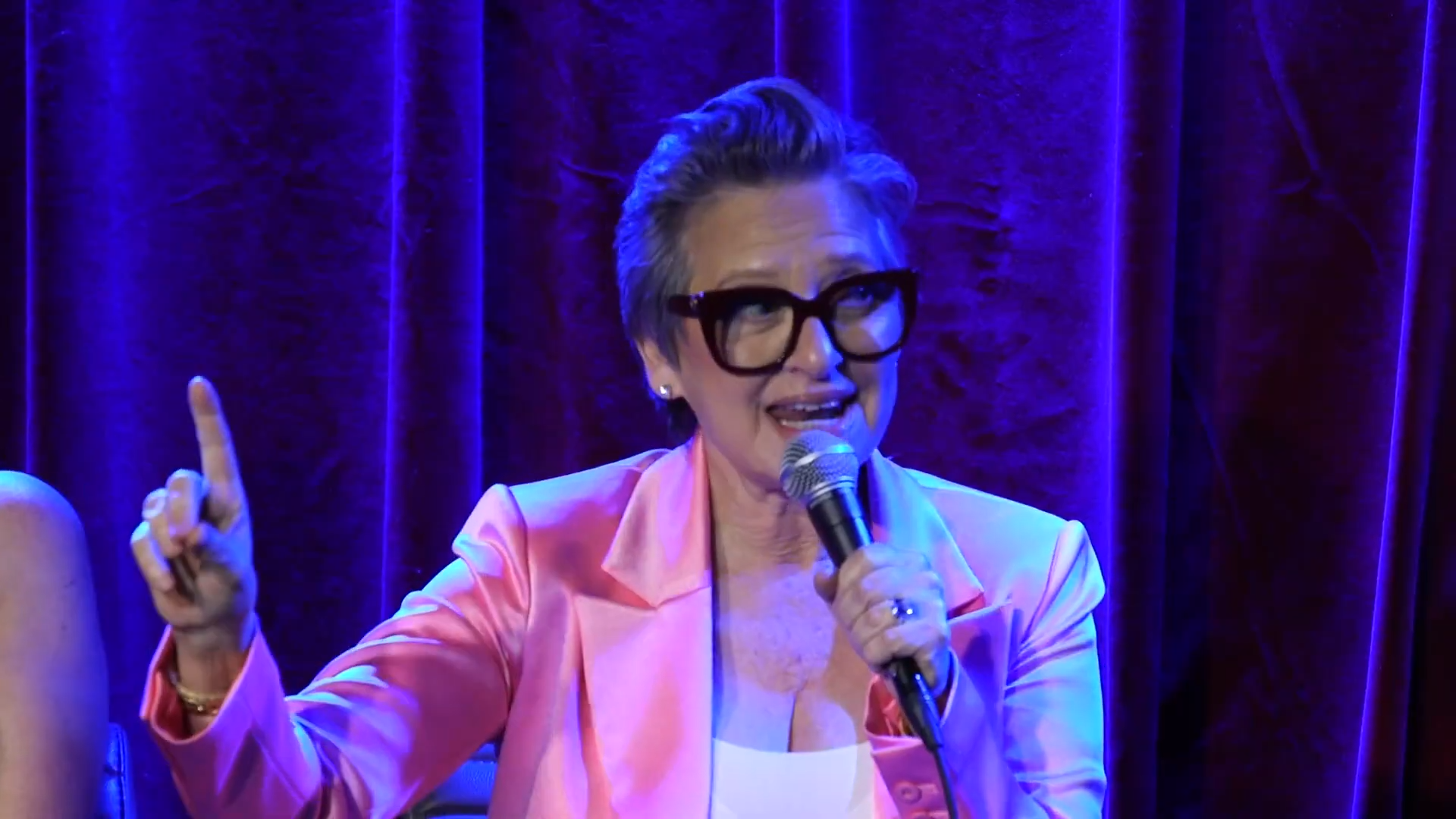 Caroline Manzo: I Didn't Rat Out Teresa Giudice for Fraud, But I Know ...