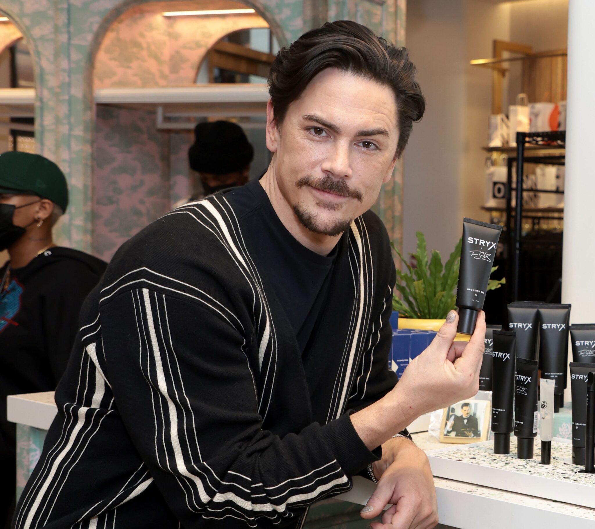 Tom Sandoval Says He's One Month Sober, Finally Gets Some Positive Press