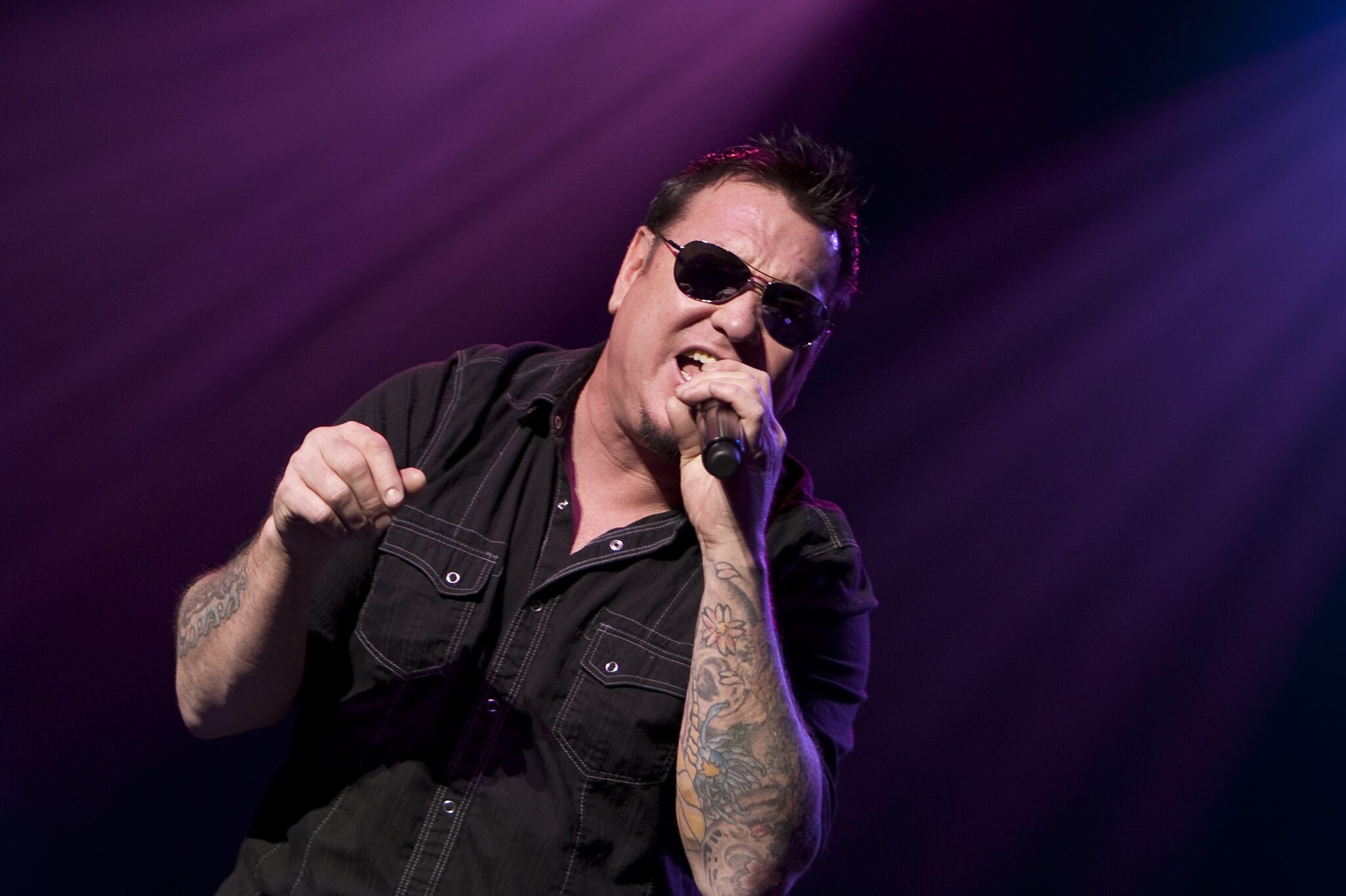 Steve Harwell Dies; Smash Mouth Singer Was 56