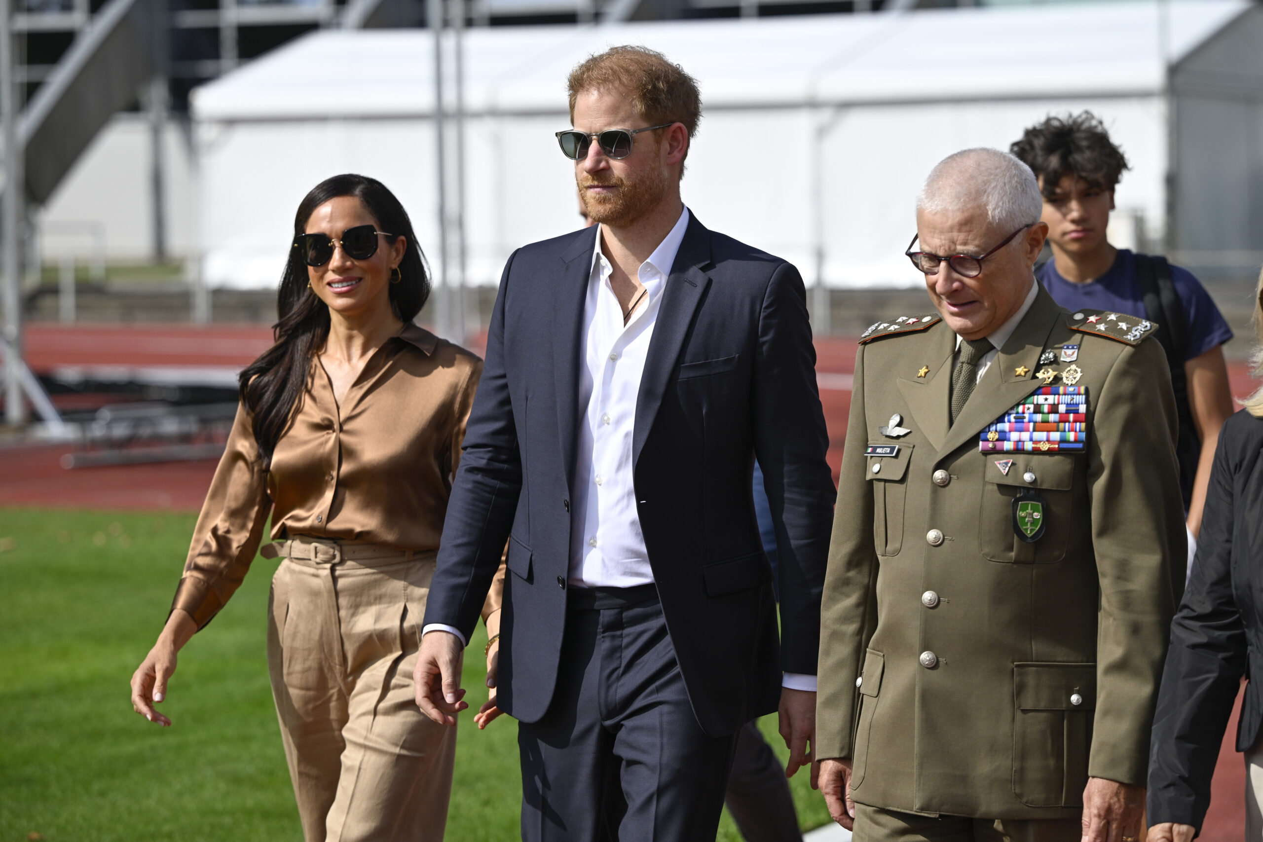 Meghan Markle & Prince Harry Shine Alongside Inspirational Athletes at ...