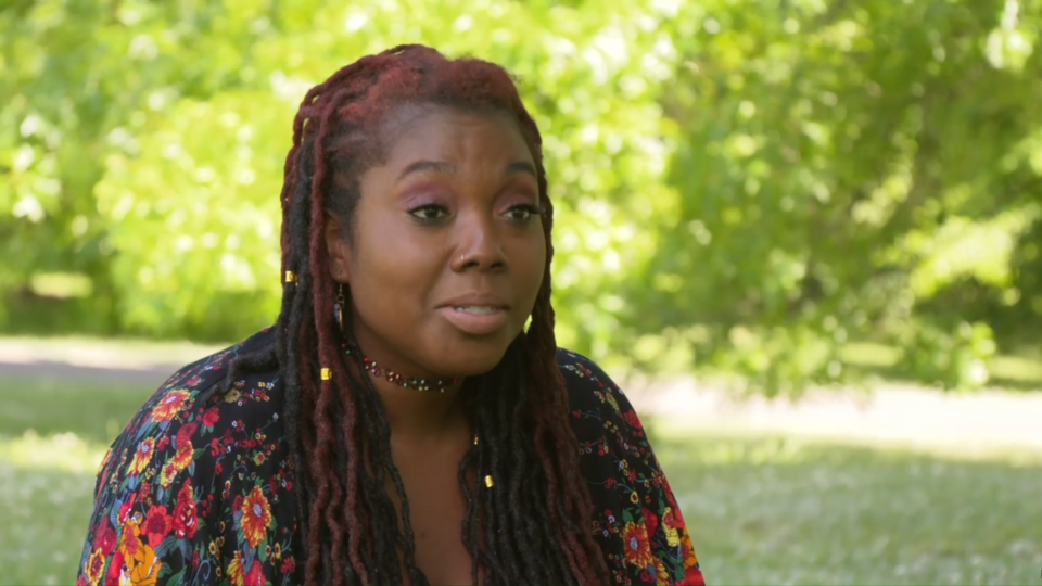 90 Day Fiance: Manuel Doesn't Want Ashley Talking to His Family